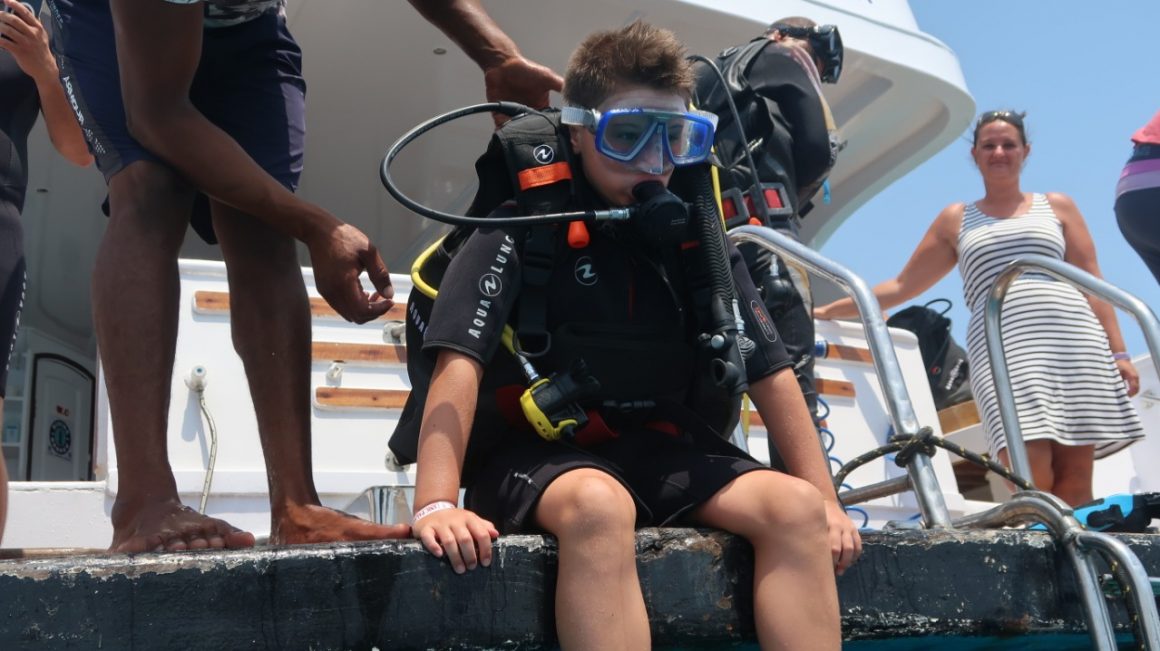 How to Start Learning Diving in Hurghada with Diving Around