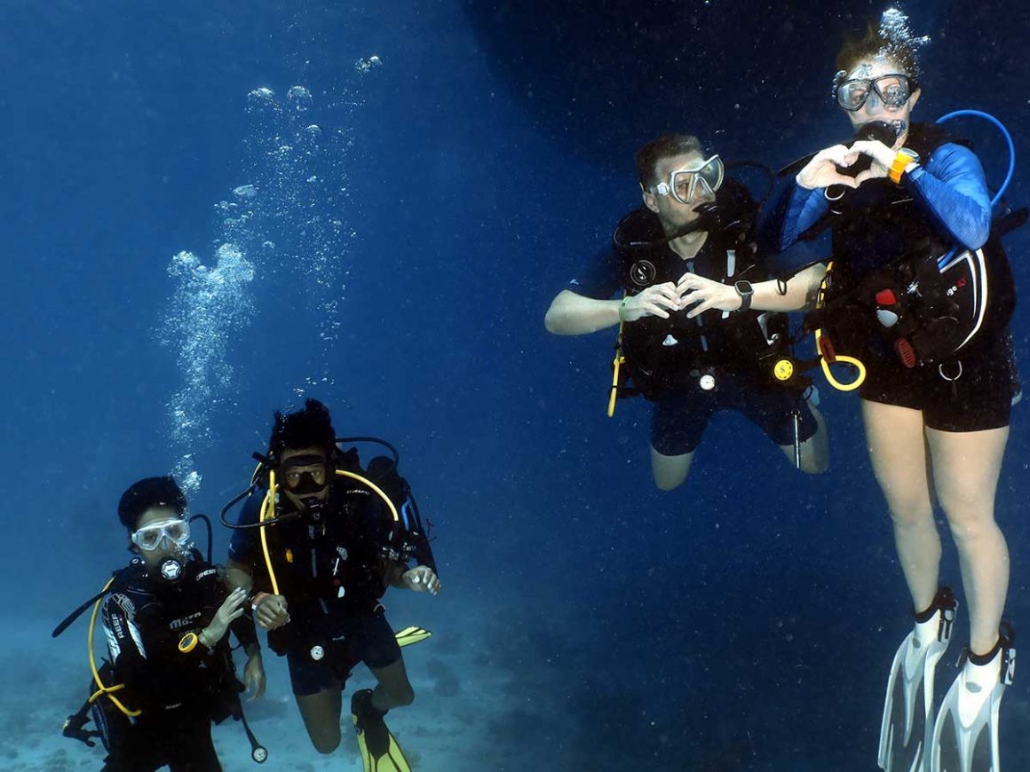 One Day Diving In Hurghada By Boat TOP Hurghada Diving