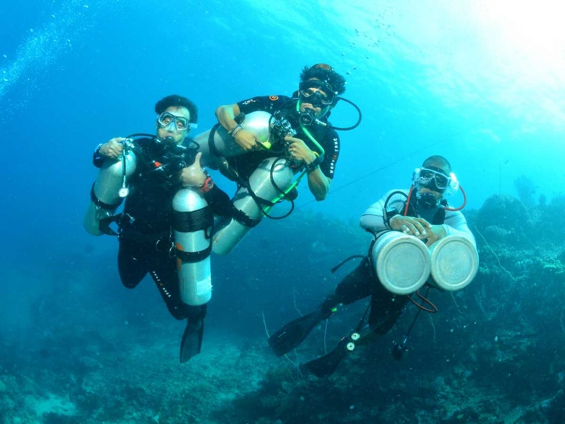 PADI Sidemount Diver Course in Hurghada